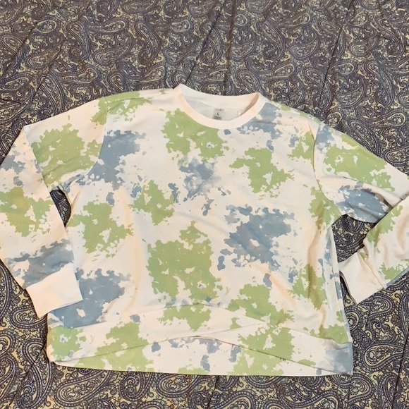 just be | Tops | Tie Dye Paint Splatter Sweatshirt | Poshmark